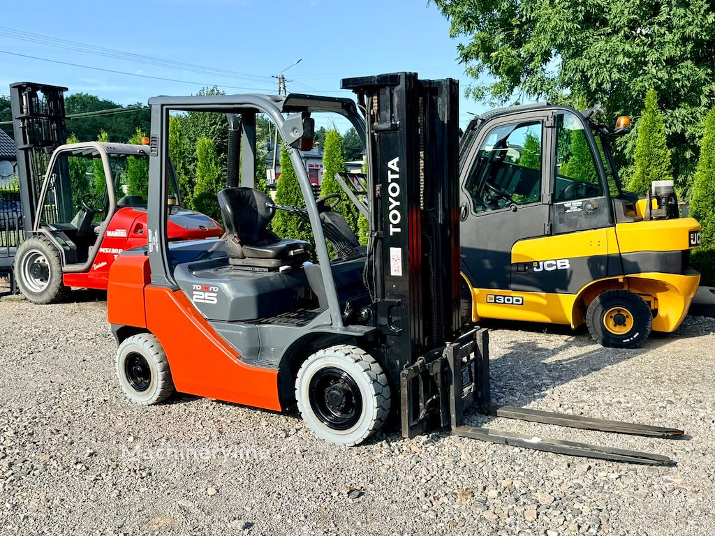 Toyota 02-8FDF25 dizel viljuškar