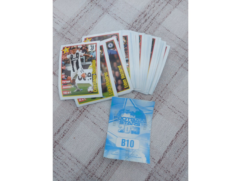 Football stars 2019 60 razlicitih slicica