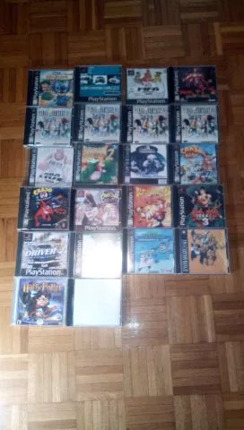 KOMPLET PLAYSTATION 21 IGRICE
