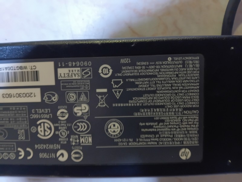 HP 18.5v6.5a 120W