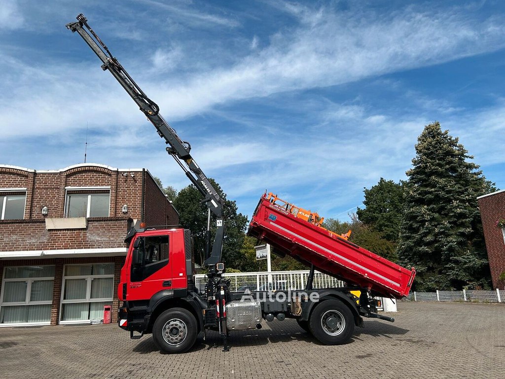 IVECO Trakker 330 kiper