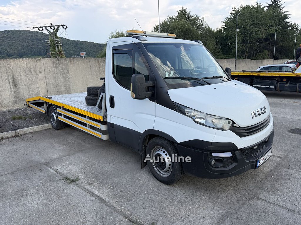 IVECO Daily šlep auto