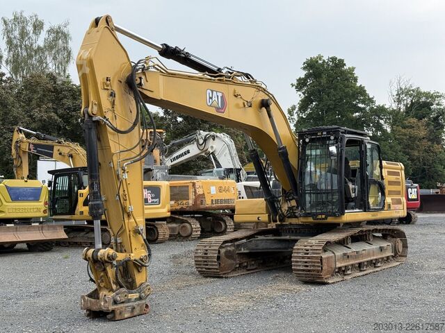 Lančani bager
CATERPILLAR 330 Kettenbagger 30,8 Ton *5035 BTH