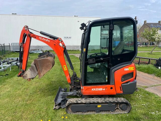 Mini bager
Kubota KX018-4 graafmachine