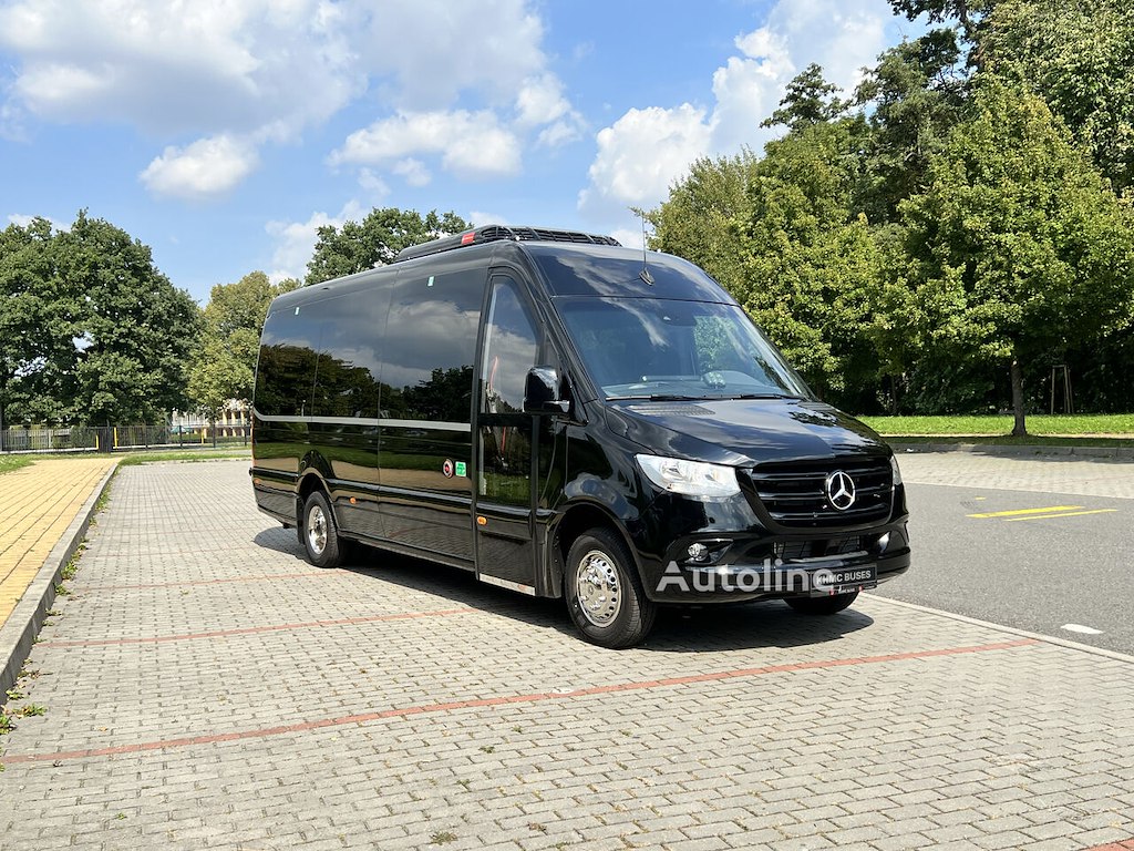 Novi Mercedes-Benz Sprinter 519 19+1+1 putnički minibus