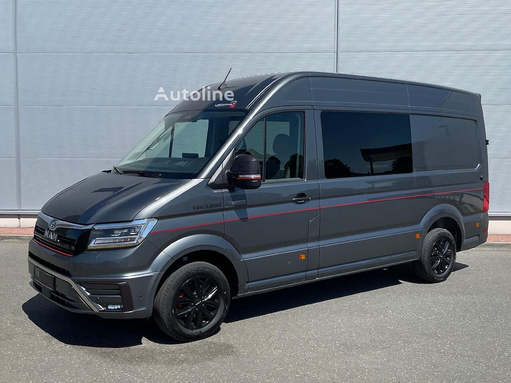 Novi MAN TGE 3.200 L3H3 MIXTO 4x4 Individual S ACC STHZ kombi minibus