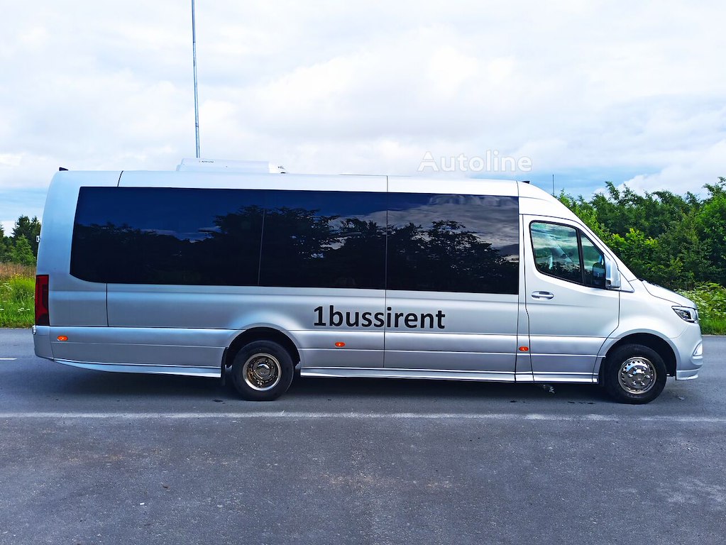 Mercedes-Benz sprinter turistički autobus