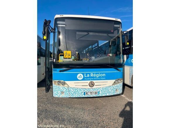 Prodaje se Mercedes-Benz INTOURO turistički autobus na aukciji