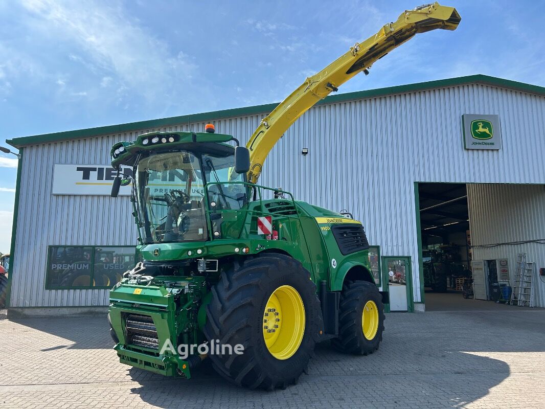 John Deere 9900 krmni kombajn