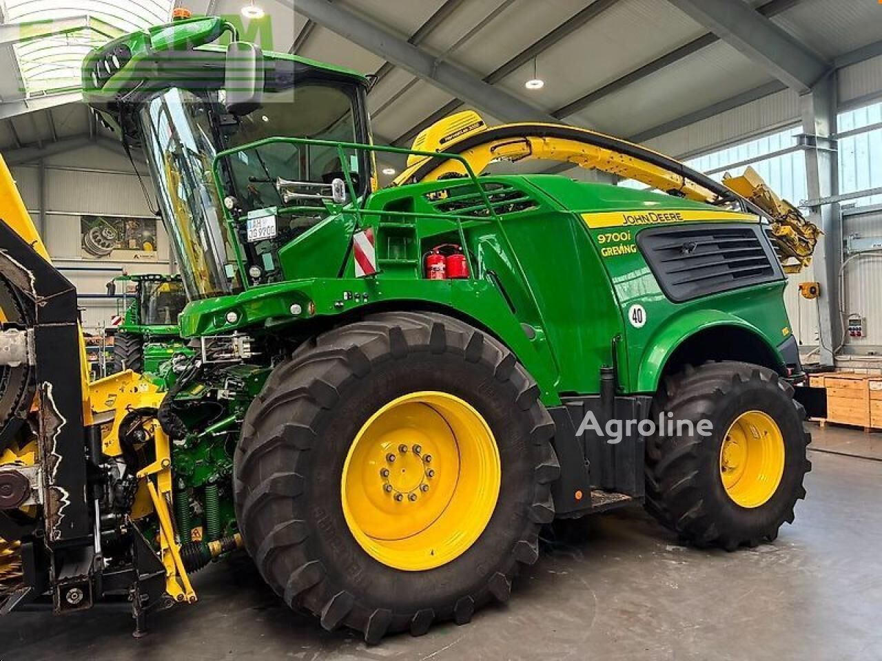 John Deere 9700i prodrive 40 km/h inkl. kemper 475 plus maisgebiss krmni kombajn