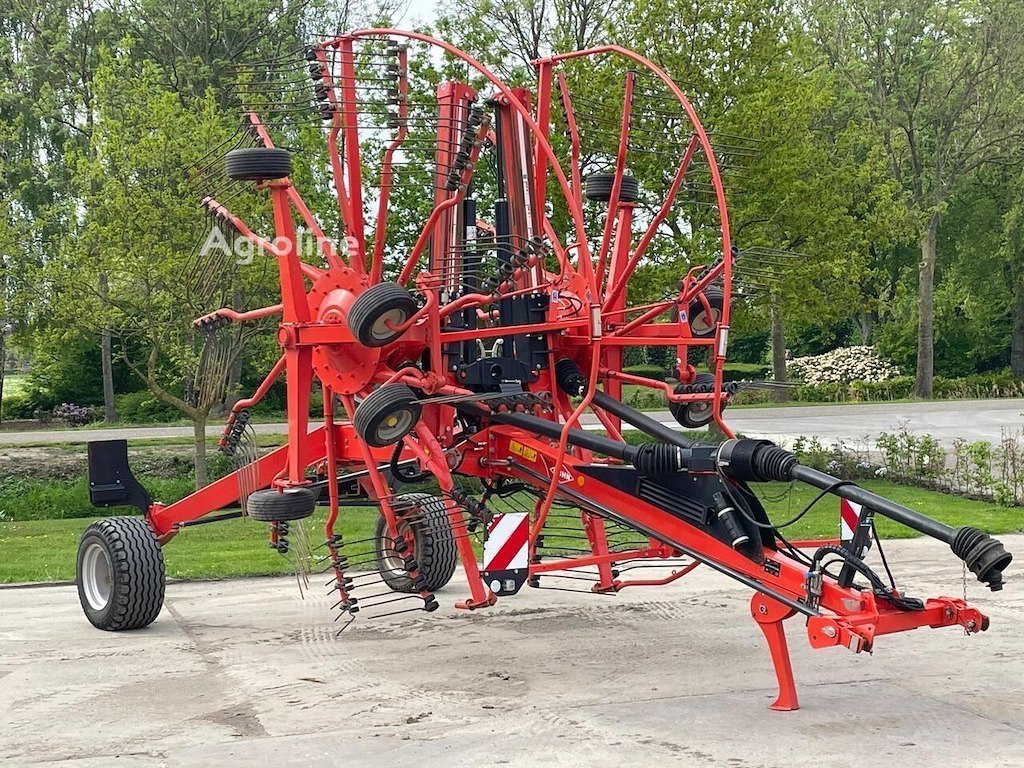 Kuhn GA 8731 Zwadhark Zwiller Rake Schwader GA 8731 Zwadhark Zwiller sakupljač sena