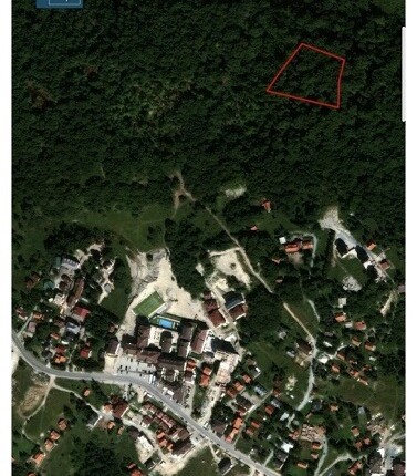 Prodajem plac na Kopaoniku