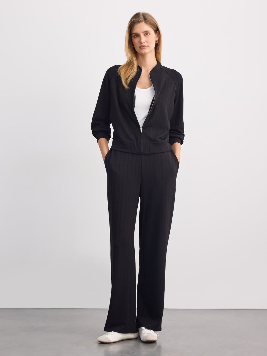 Pantalone širokih nogavica
