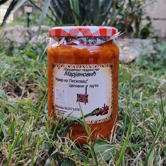 Ljuti cepkani ajvar 720ml