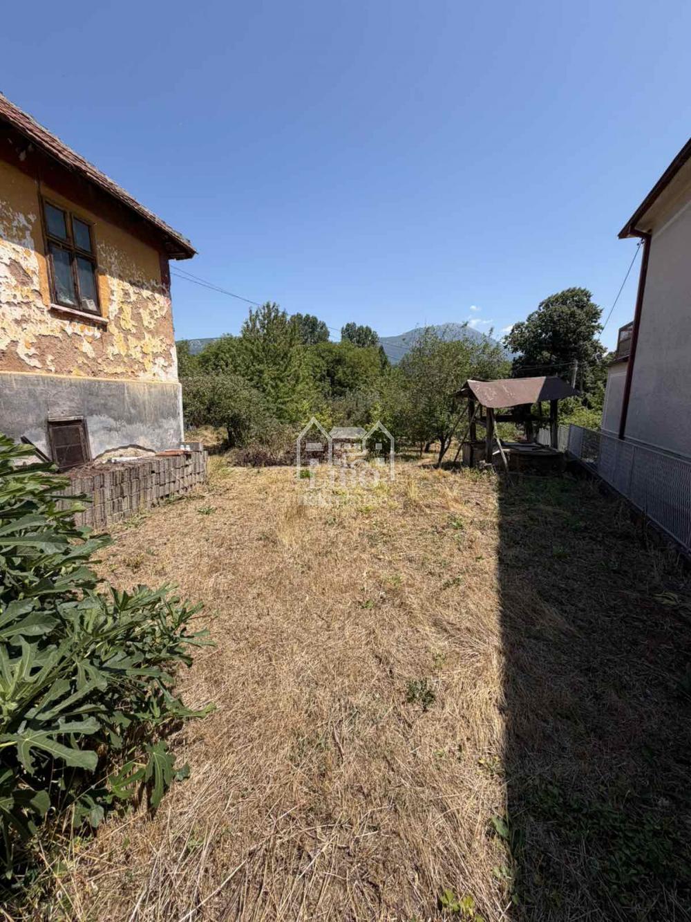 Kuća u Gadžinom Hanu P=80m2, plac 6.5a+ 2ha zemlja ID#2471
41.000 €