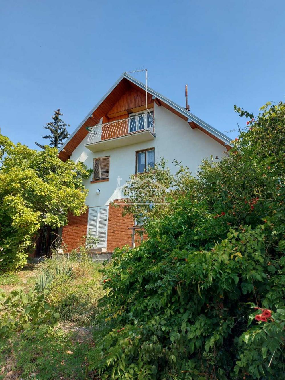 Porodična kuća 165 kvm sa bazenom na 20 ari placa ID#25680
150.000 €