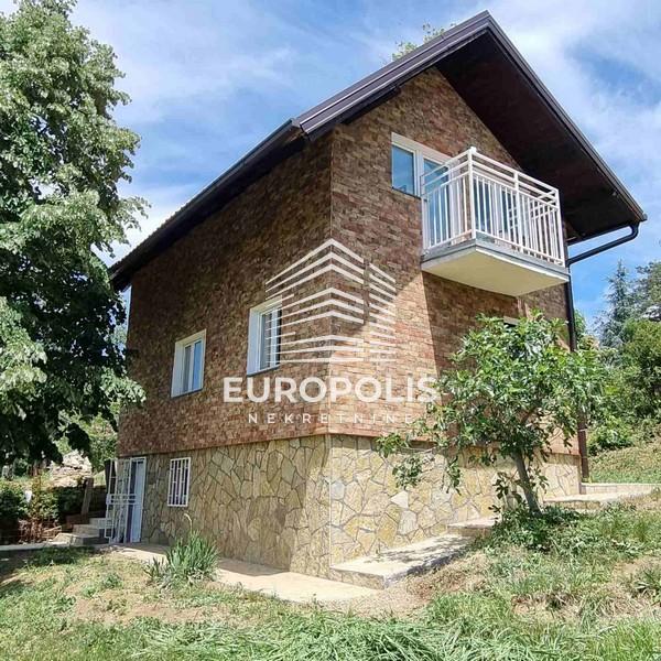 Kuća na Kosmaju na 17,3a–mir, priroda i potencijal ID#10020
220.000 €