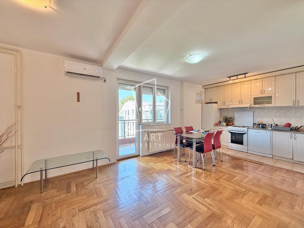 FON, mereno 80m2, 3.5 ID#16152
246.000 €