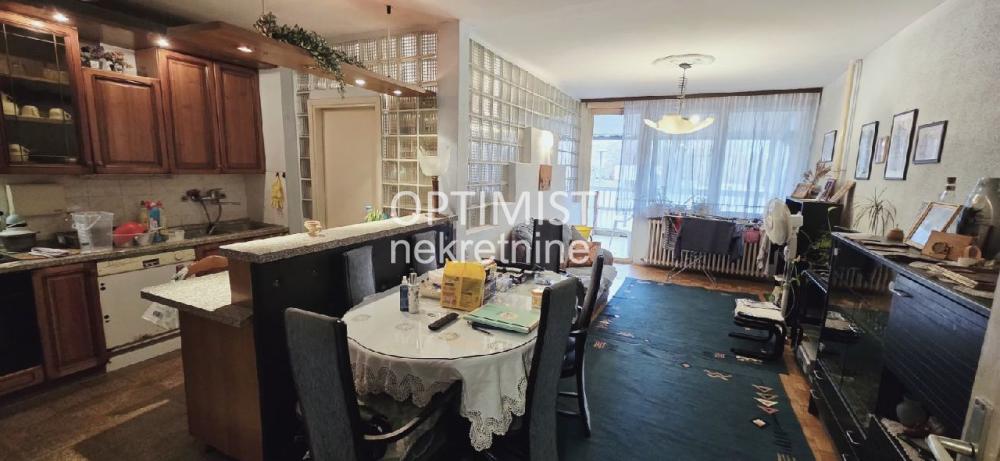 Medaković 3, Braće Srnić – 3.5, 103 m² ID#3268
230.000 €