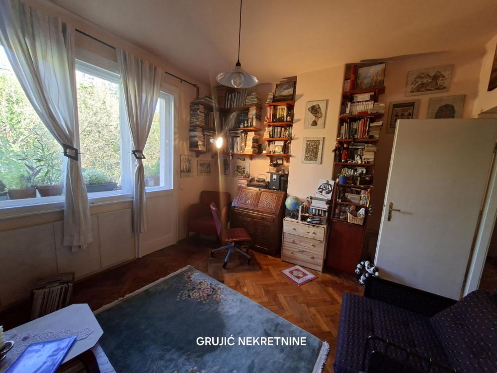 Banovo Brdo,Cukaricka Padina,49m2,2.0,uknjizen ID#1778
170.000 €