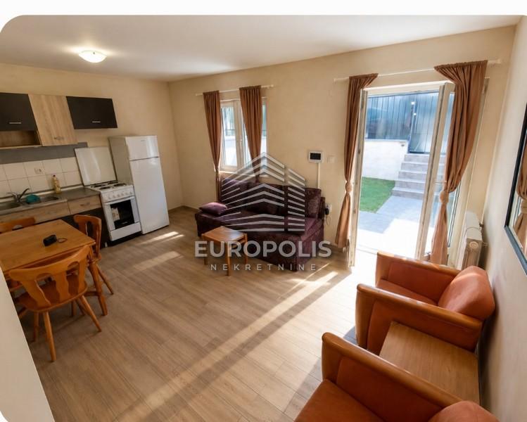 1.5 stan sa privatnim dvorištem, Olimp – Zvezdara ID#10017
135.000 €