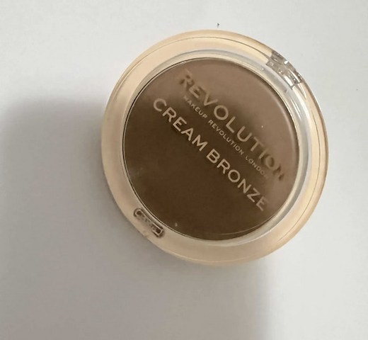 Revolution cream bronze