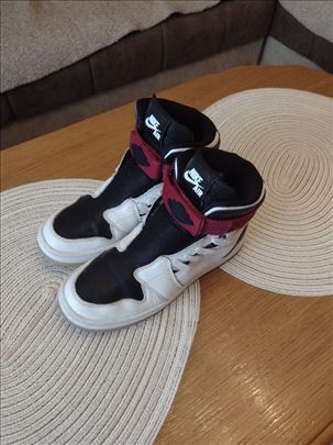 Nike Air Jordan patike br 37.5