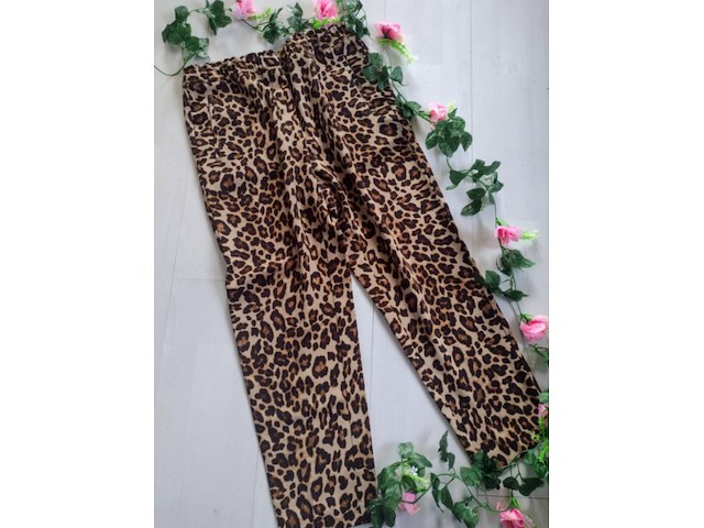 H&;M pantalone vel L