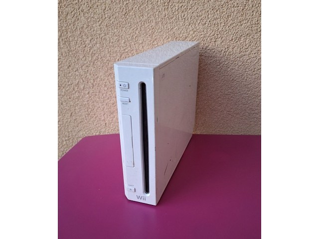 Nintendo Wii konzola  bela RVL-001