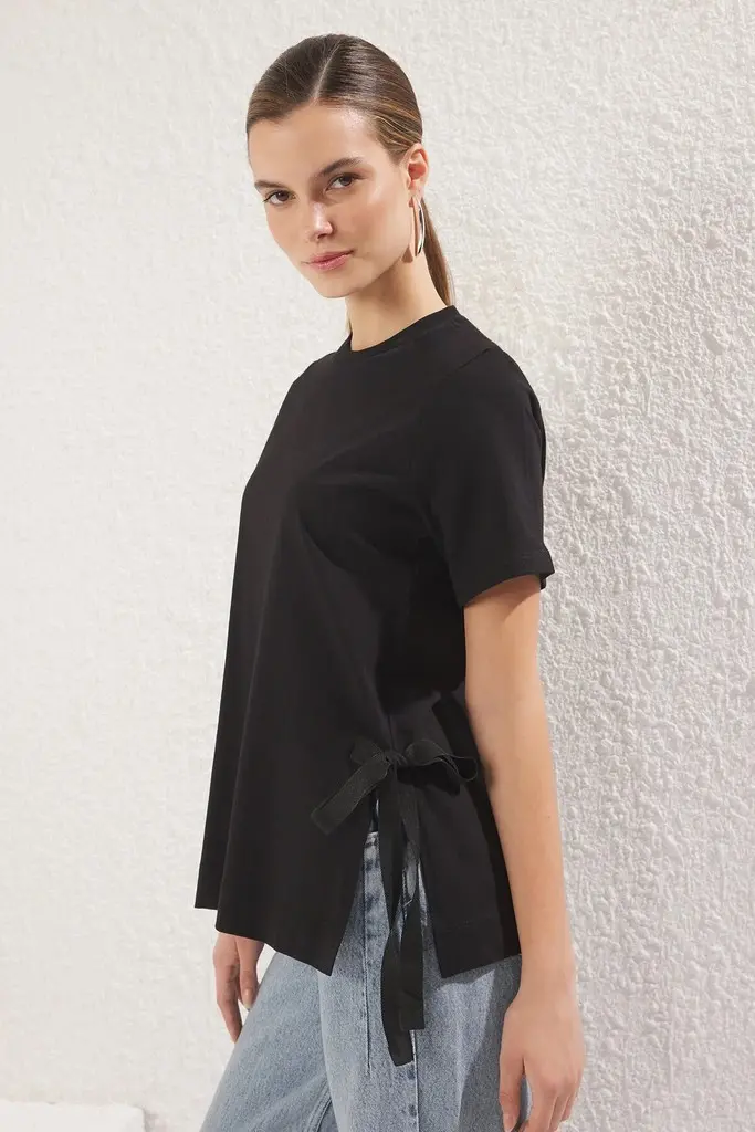 Trendyol Milla Ženska majica TWOSS25TS00074, Crna