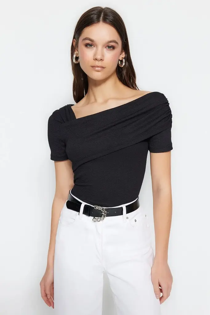 Trendyol Milla ženski bod TWOSS23BD00060, Crna