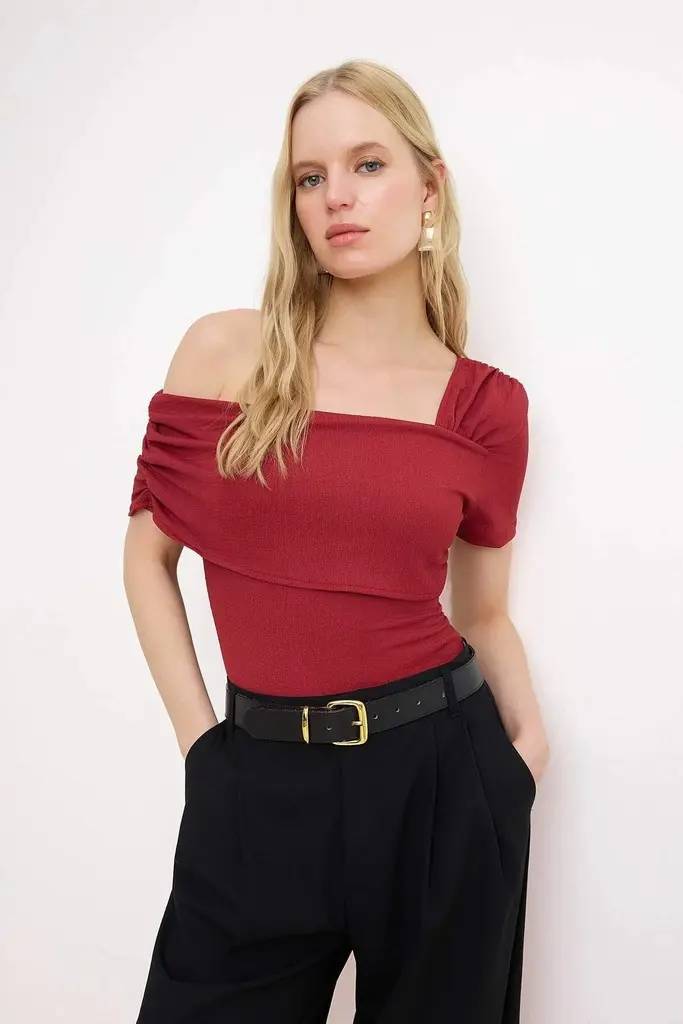 Trendyol Milla ženski bodi model Twoss23Bd00060, bordo