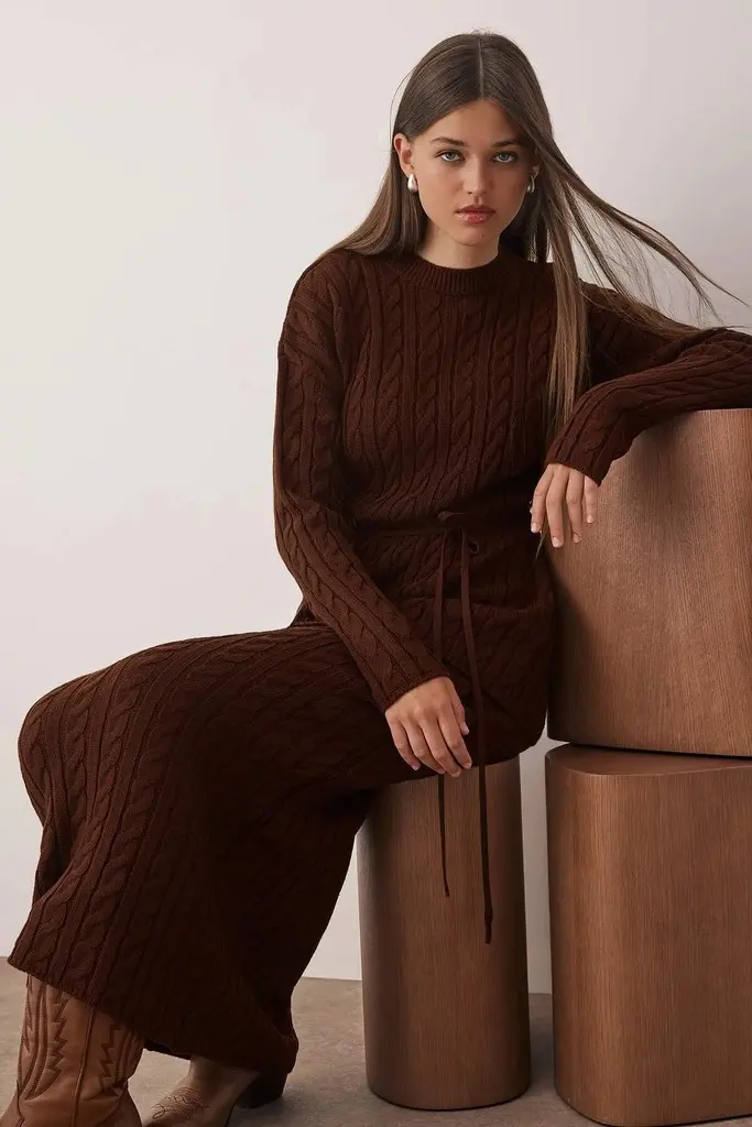 Trendyol Milla ženski set duks-suknja Twoaw26Au00055, smeđa-smeđa