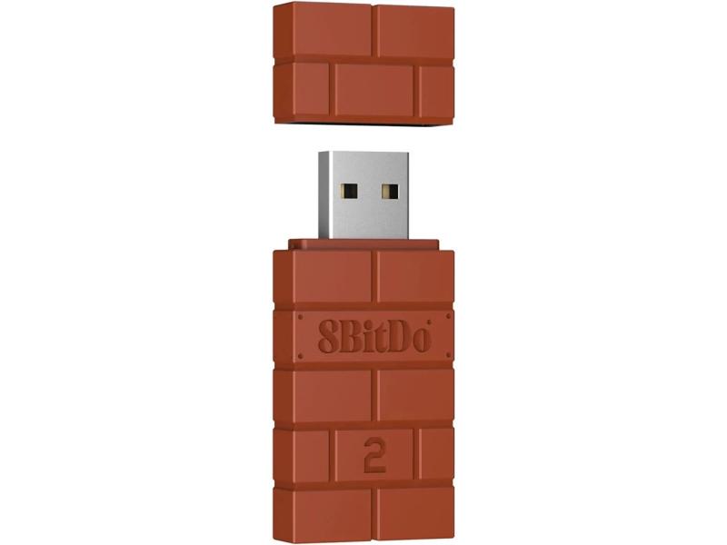 8BITDO UNIVERZALNI GAMEPAD ADAPTER 8BITDO USB WIRELESS ADAPTER 2 PC/PS/MAC/XBOX/SWITCH/ANDROID BRICK