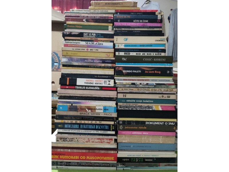 LOT OD 80 KNJIGA RAZNIH ŽANROVA