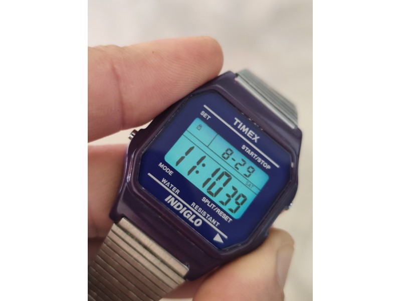 RETKO Timex T80 Digital (T2N575) - Purple Retro