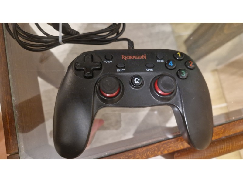 Gamepad Redragon Saturn G807 PCG PS3