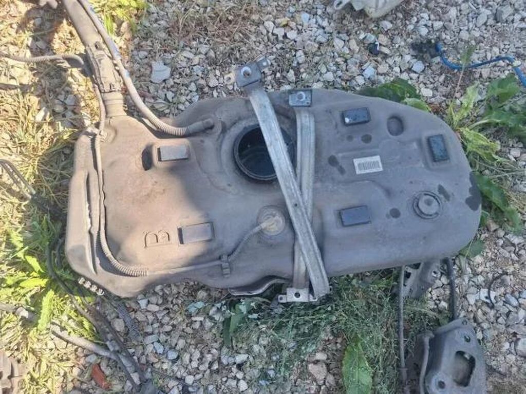ALFA ROMEO MITO REZERVOAR 1.4 BENZIN | Rezervoar skinut sa alfa