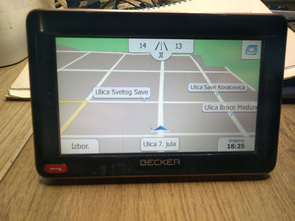 Gps becker 50 eu 5 inča nove mape-auto kamion ispravna i očuvana