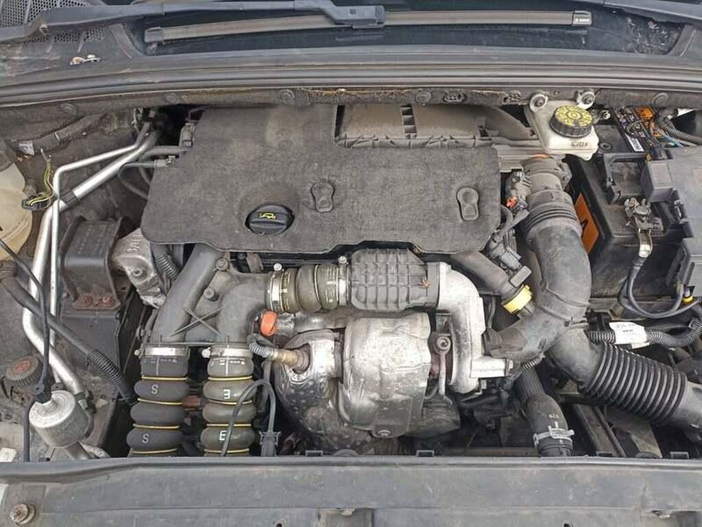 MOTOR 1.6 EHDI ZA PEUGEOT 208, 308, 508 . | Originalni polovni