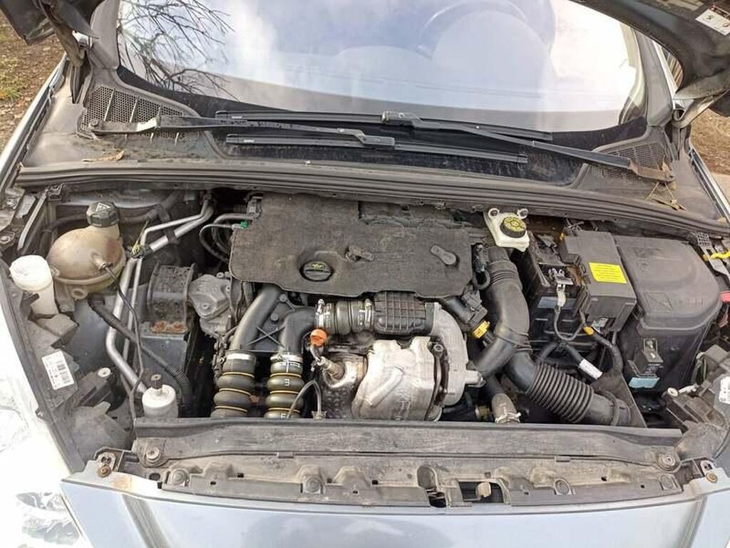 MOTOR 1.6 EHDI ZA PEUGEOT 208, 308, 508 . | Originalni polovni