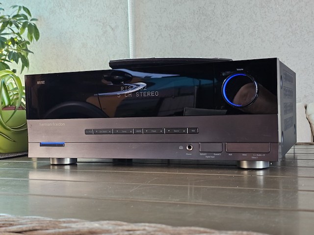 Harman Kardon AVR 142 + daljinski