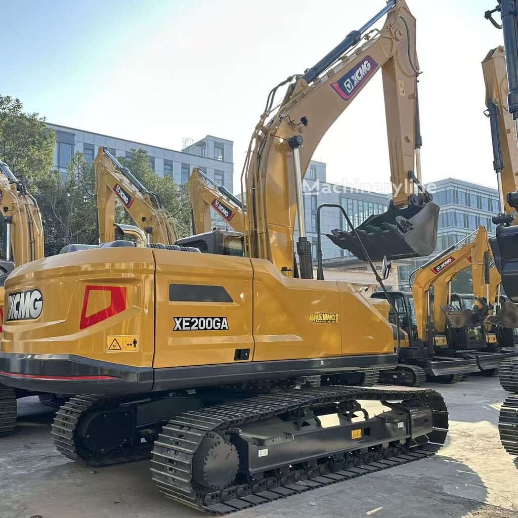 Novi XCMG XE200 bager guseničar