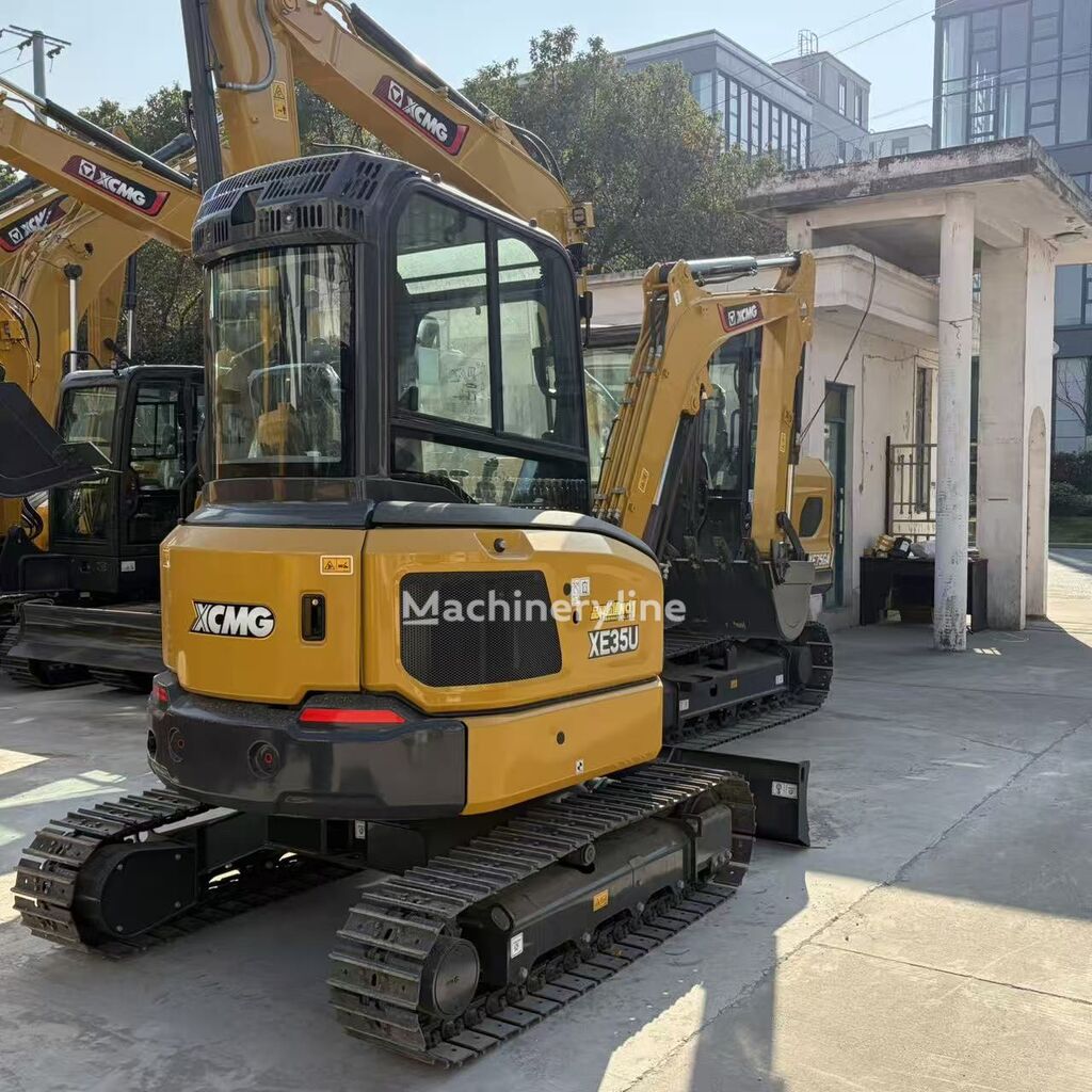 Novi XCMG XE35 mini bager