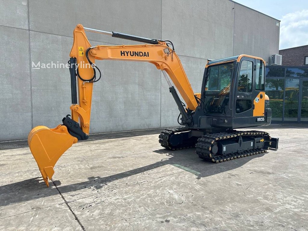 Prodaje se Hyundai HX55 bager guseničar na aukciji