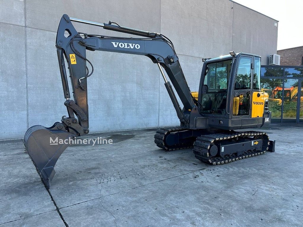 Prodaje se Volvo EC60C bager guseničar na aukciji