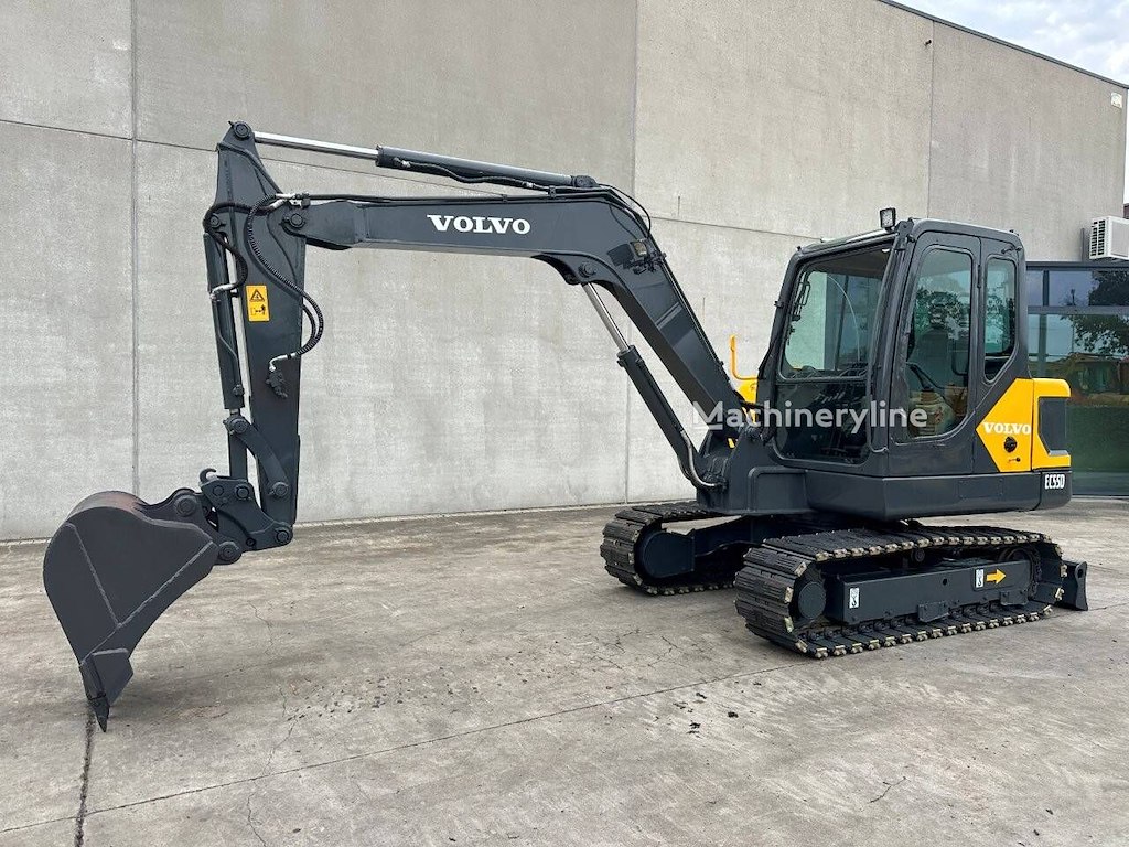 Prodaje se Volvo EC55D bager guseničar na aukciji
