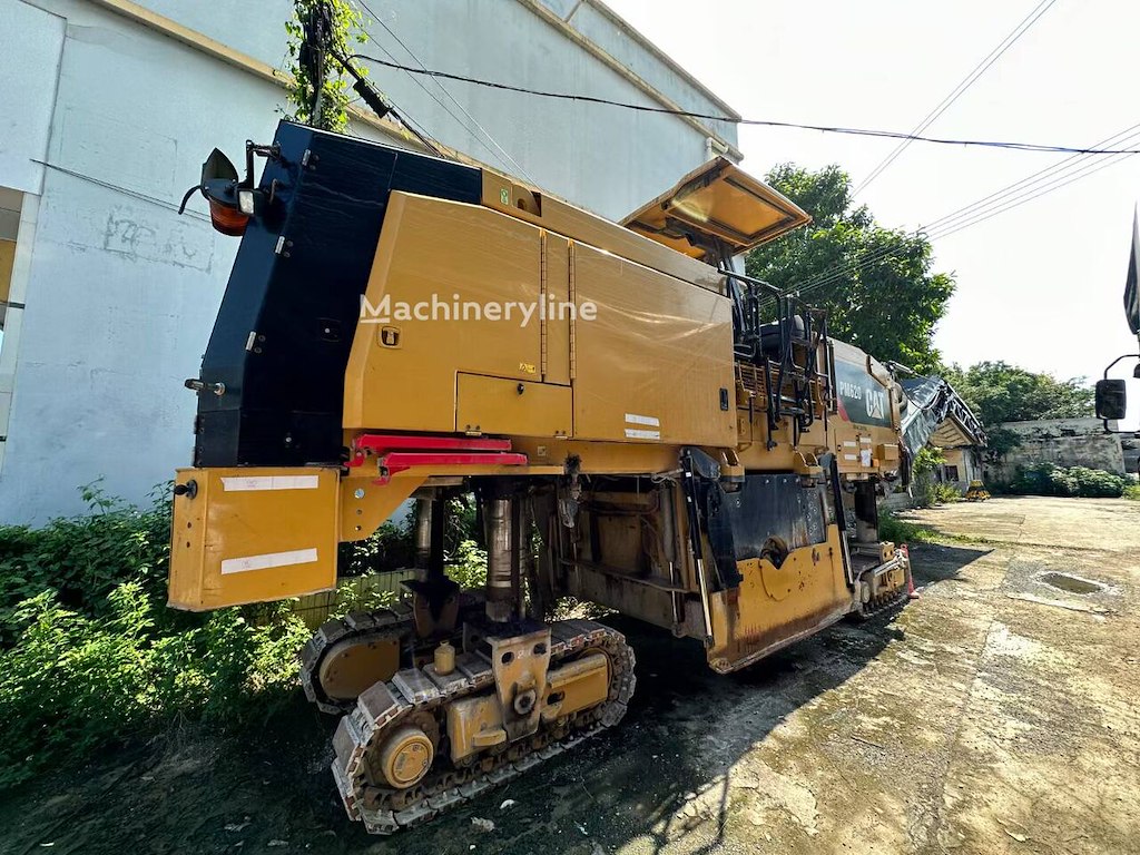Caterpillar PM 620 glodalica za asfalt