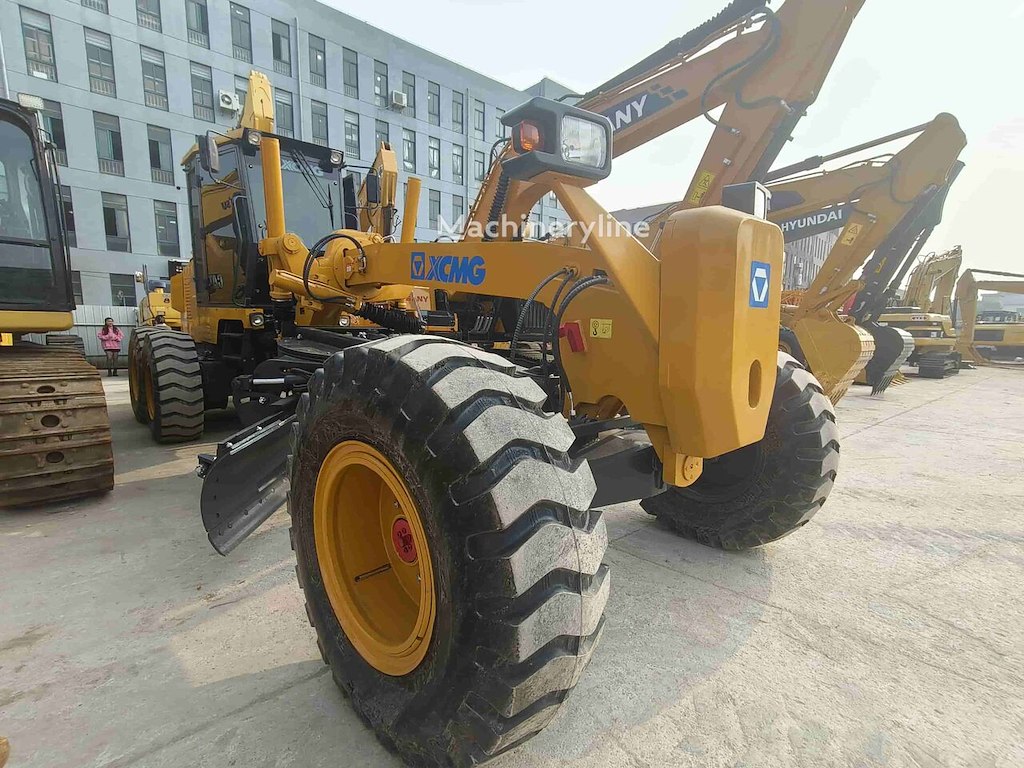 XCMG GR1803 grejder