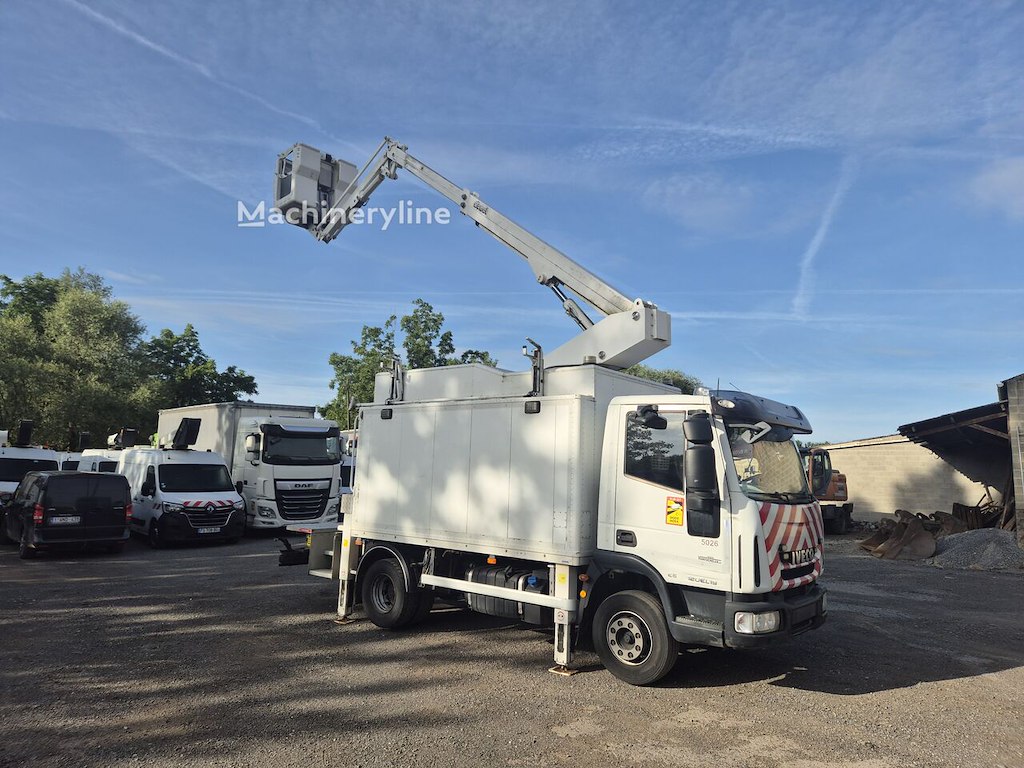 IVECO EuroCargo 120EL190 auto dizalica s korpom